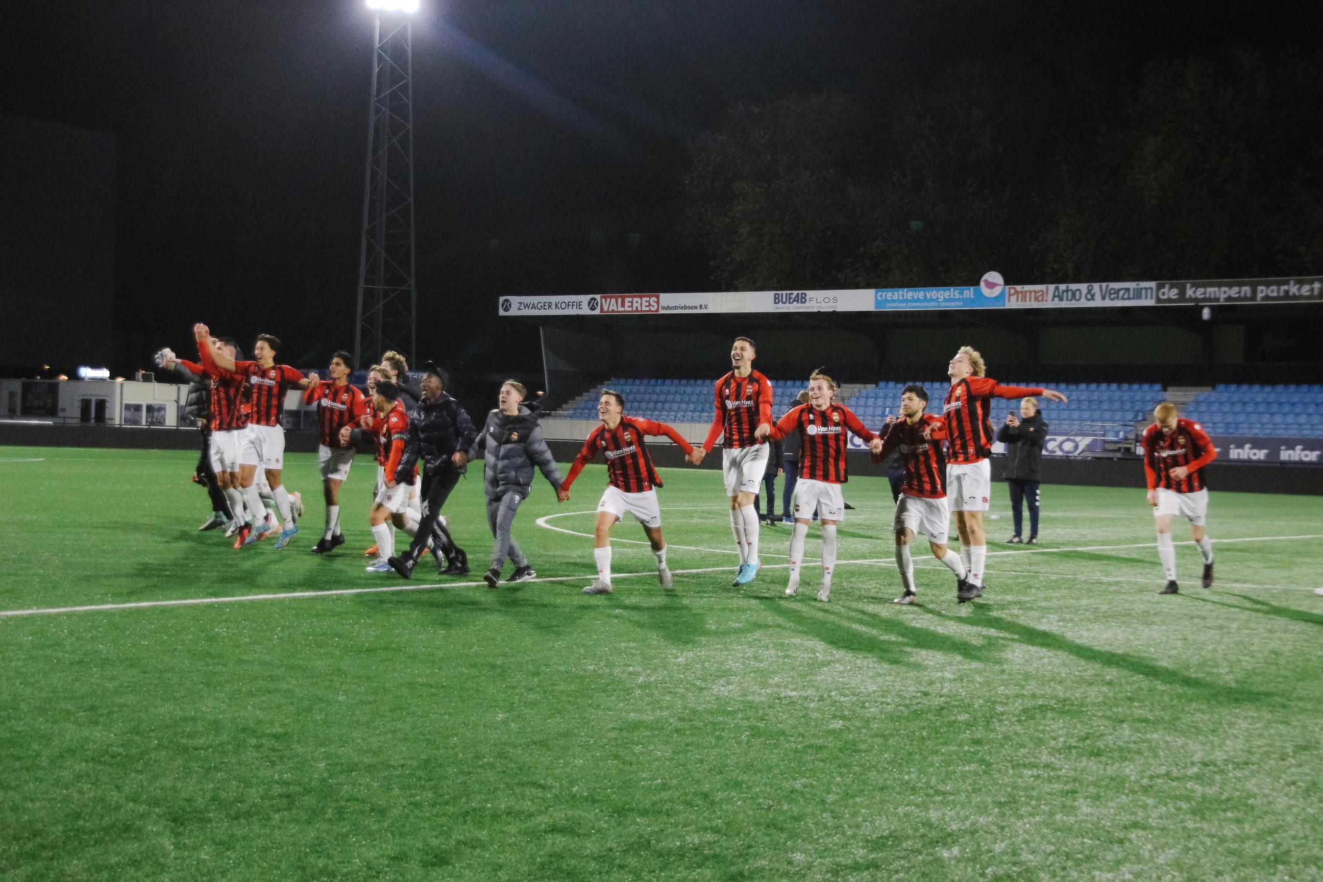 O21 verzekert zich van kampioenschap | Willem II